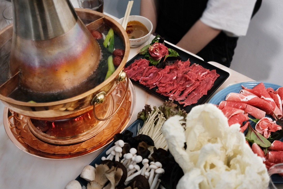 Hot Buns Café in Den Haag serveert vers gestoomde broodjes en Beijing-style hotpot